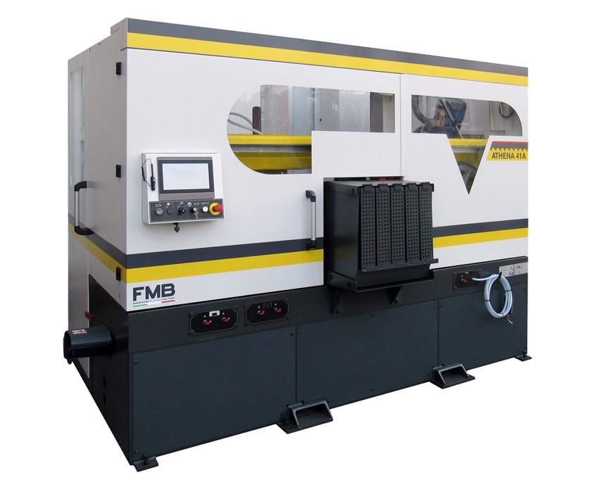 Band saw adjusts feed rate based on blade’s location in material