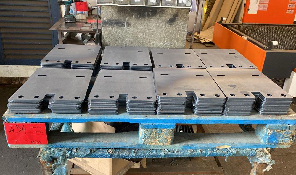 How to streamline part transfer between production stages