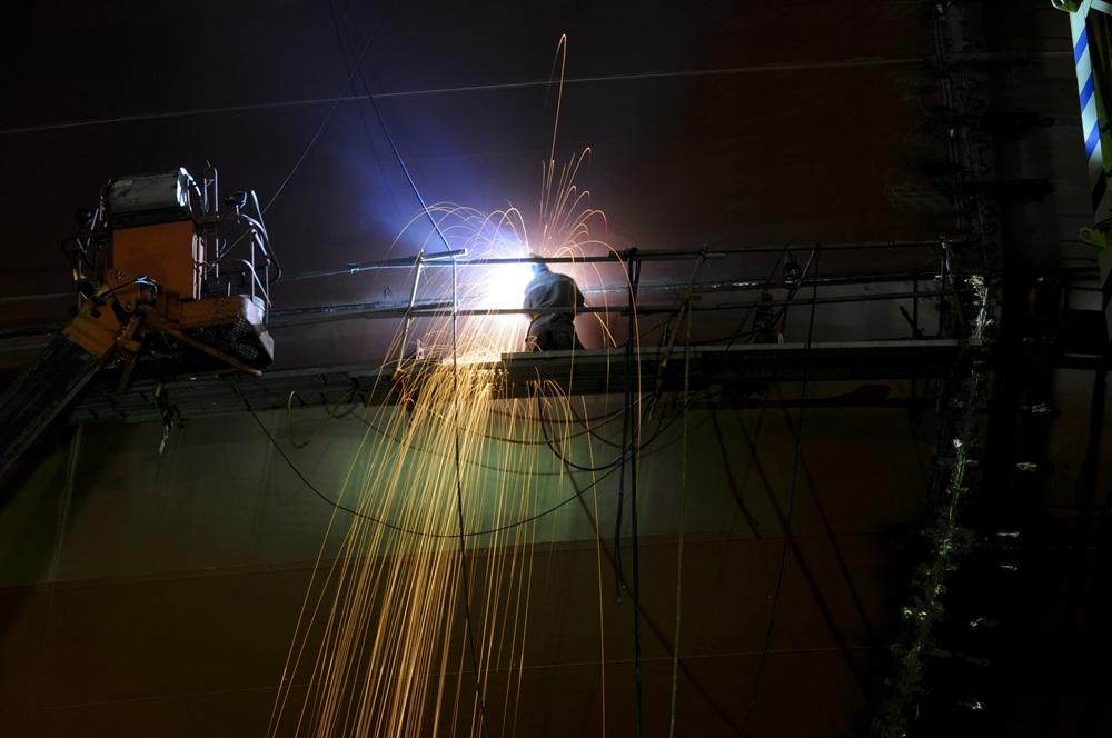 Outlook, trends, and pay for the welding workforce according to AWS data