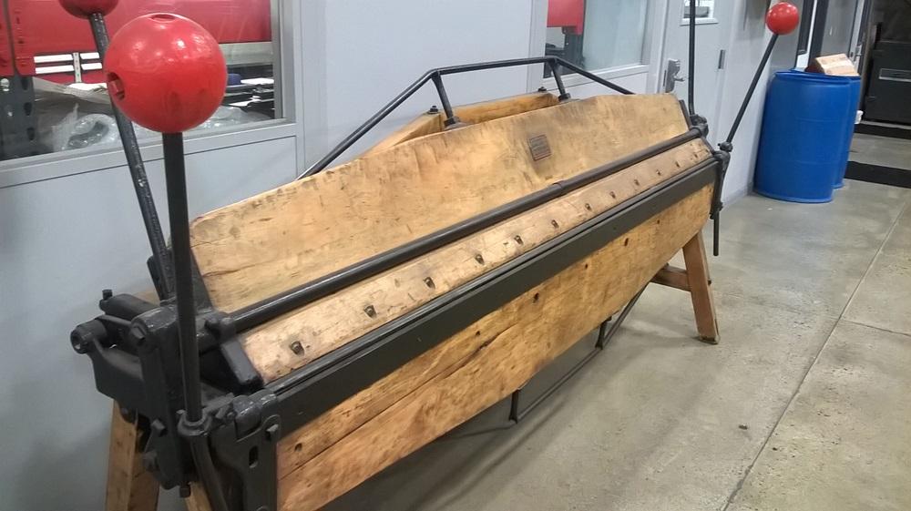 Press brakes, panel benders, and flat blank calculations