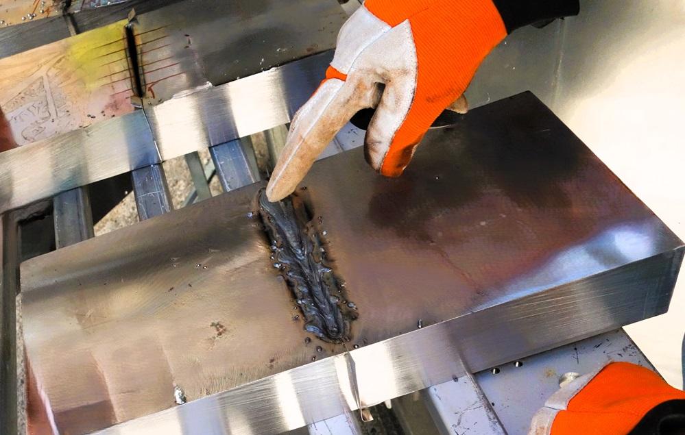 Shipbuilder boosts productivity while saving energy with dynamic beam ...