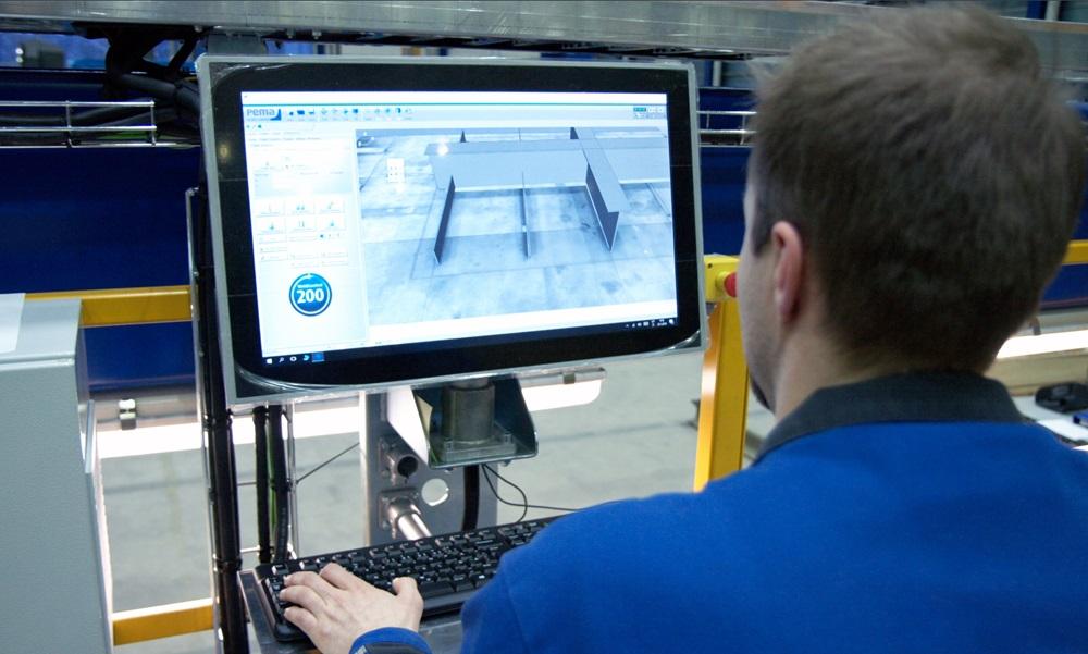 Software designed for flat panel welding applications