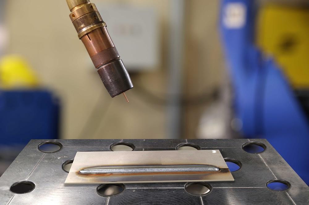 Solid MIG wire designed for easy slag removal