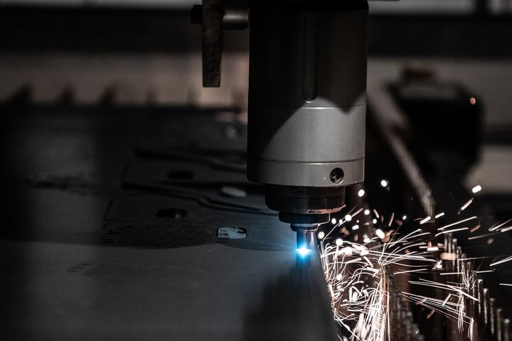 Thick plate cutting meets the laser