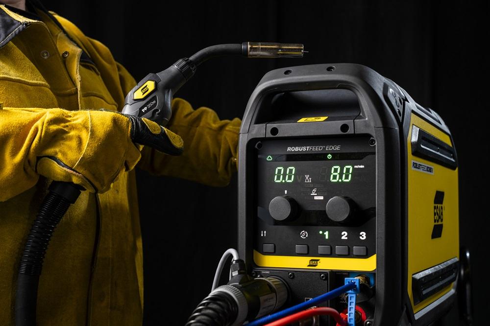 Welding system features new push-pull MIG gun