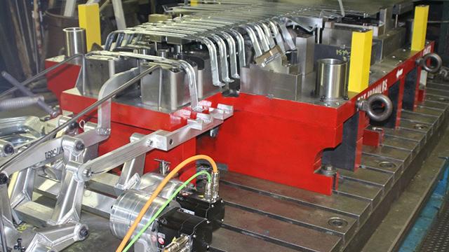 Diebotics Increases Your Efficiency - Walking Beam Transfer